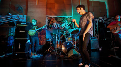 Justin Beck Gets New Signature Guitar and Bass • chorus.fm